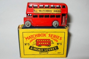 05 A2 London Bus.jpg